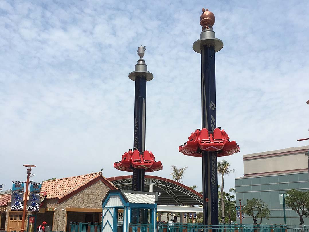 Double Family Freefall Tower - ZIERER Karussell- und ...